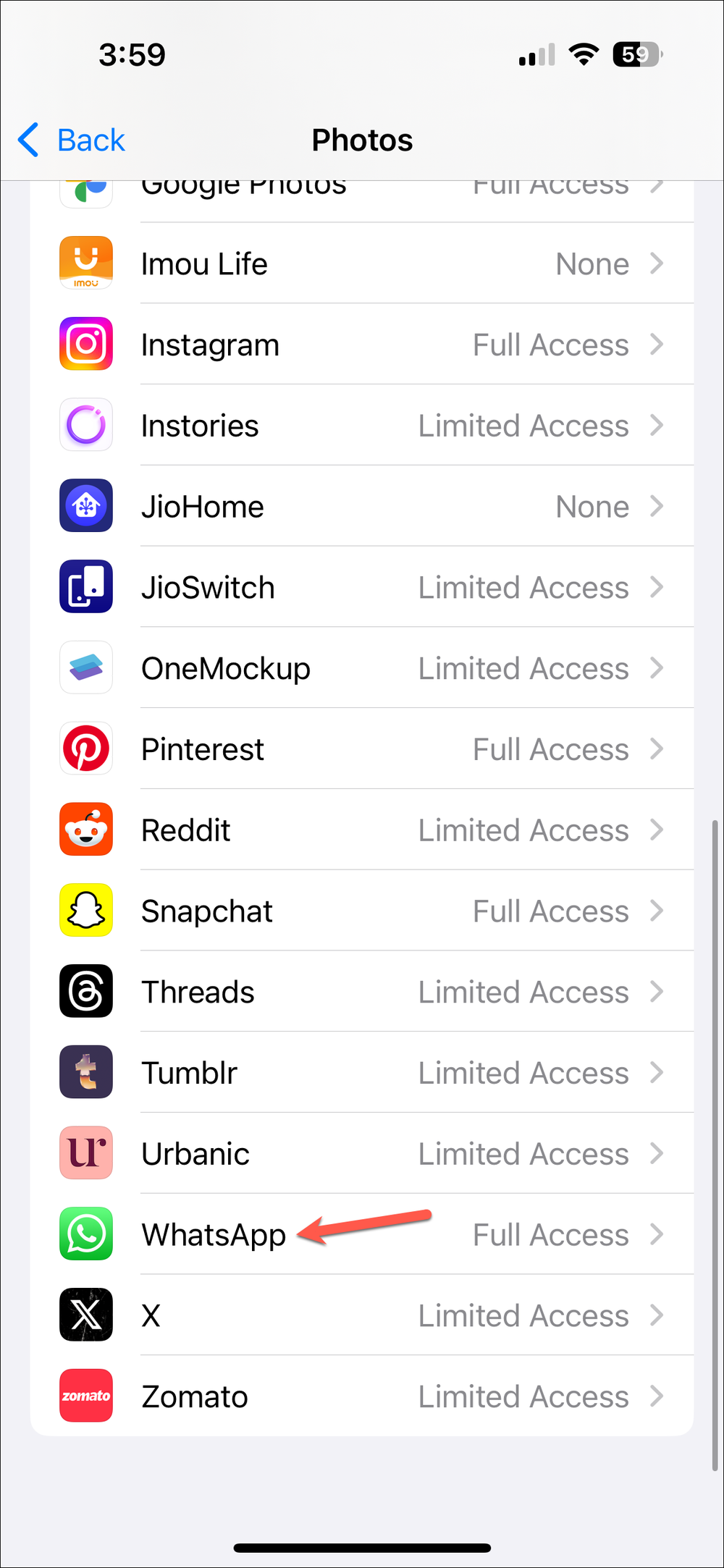 How to fix images and media not downloading on WhatsApp