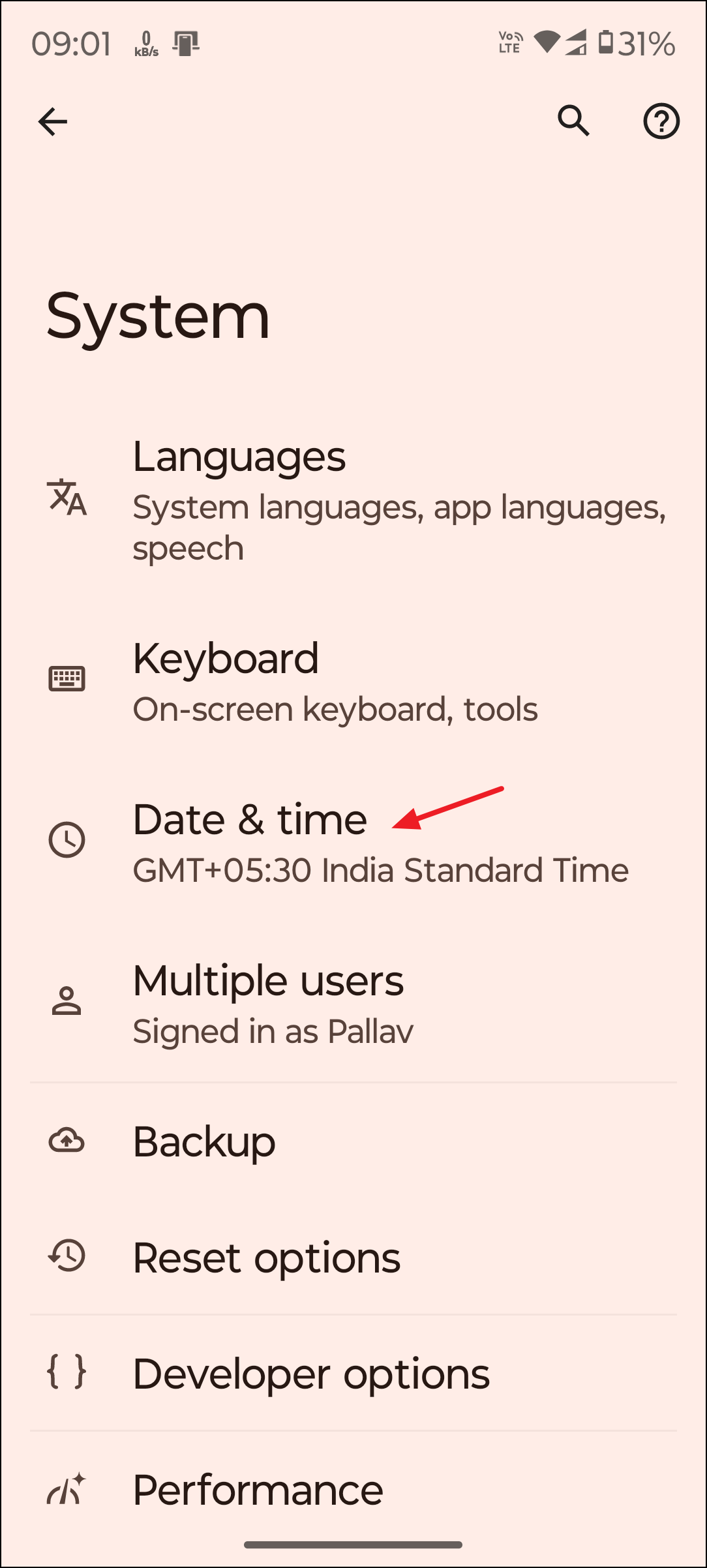 Show AM/PM on the Lock Screen of Mobile and Windows PC
