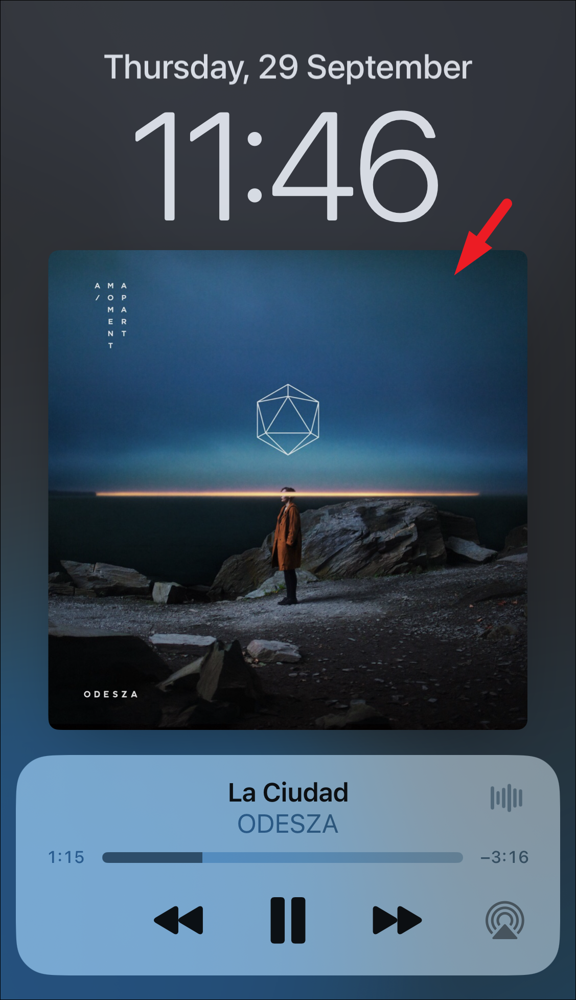 How to Make Music Album Art Full Screen on iPhone Lock Screen with iOS 16