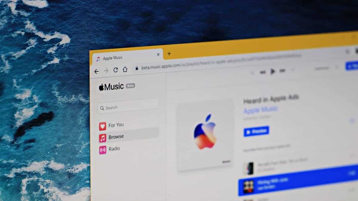 How to Embed Apple Music Playlists, Albums and Songs on a Webpage