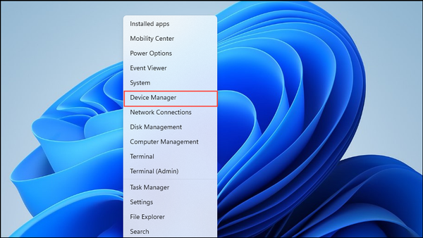 How to fix when the screen is stuck on zoomed in on Windows