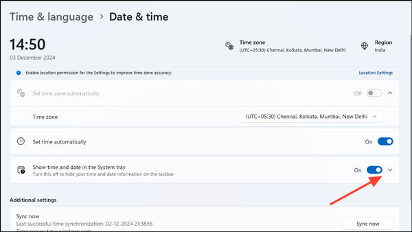 How to get back the full date and time view on Windows 11 taskbar