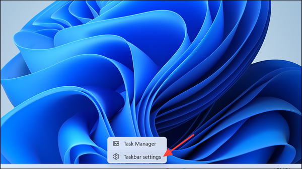 How to Lock the Taskbar Only While on Desktop in Windows