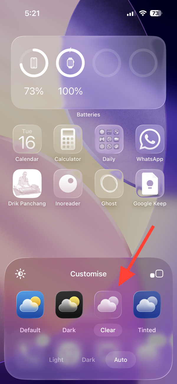 How to make iPhone app icons clear in iOS 26
