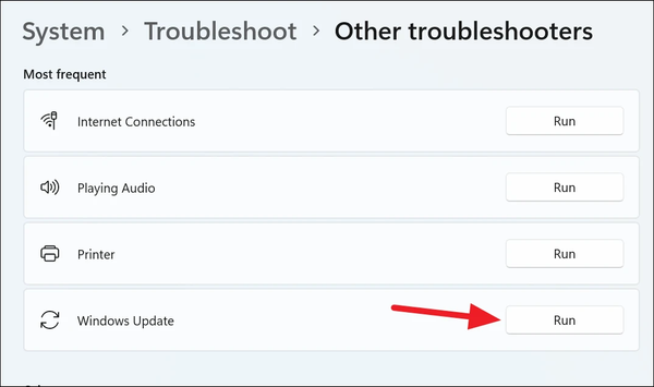 How to Fix Windows 11 PC Stuck on the ‘Updates are Underway‘ Screen